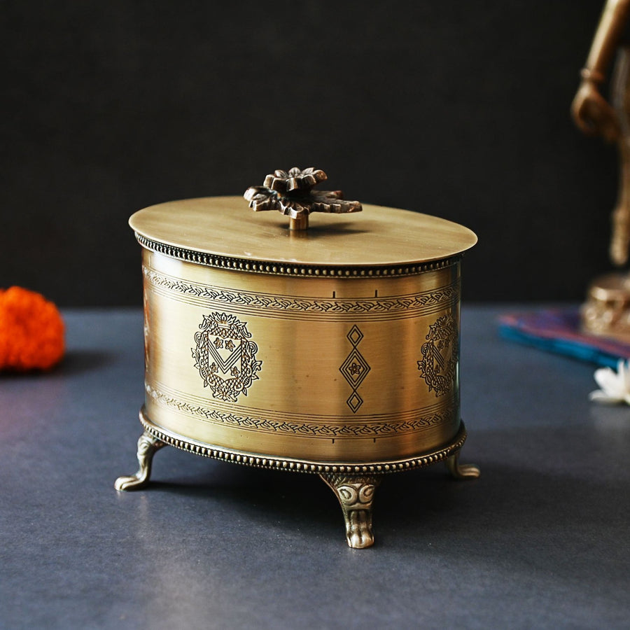 Brass Round Ornamental Box – Mora Taara